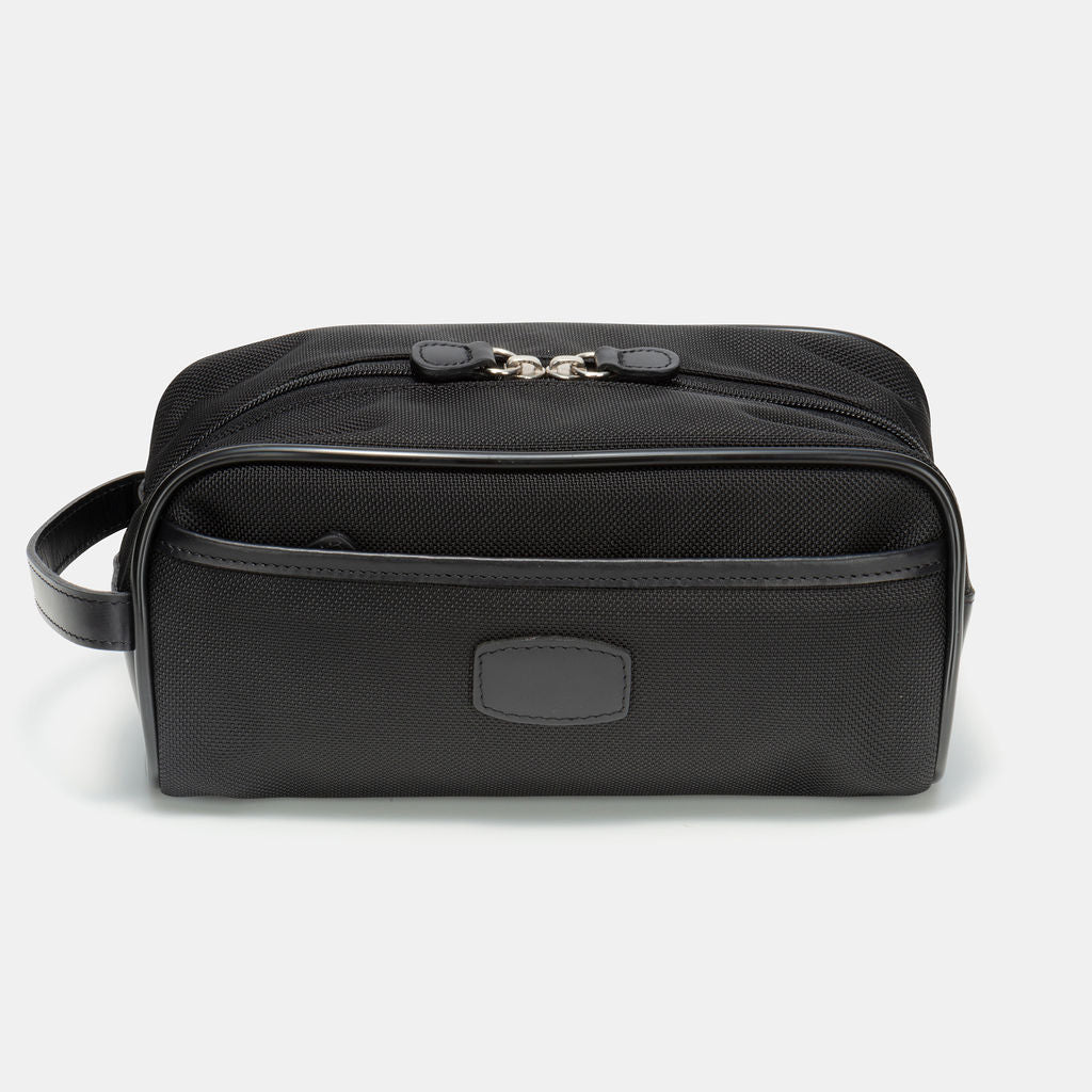 CLASSIC SHAVE KIT - T. Anthony